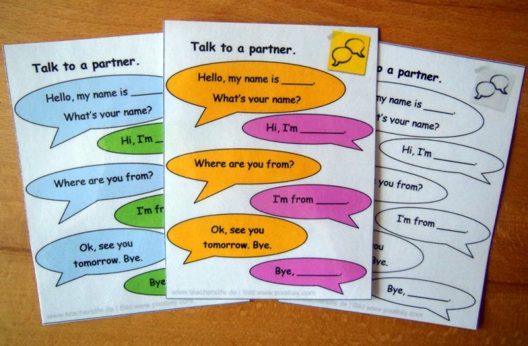 Dialogue: Introduce Yourself – Teacher's Life